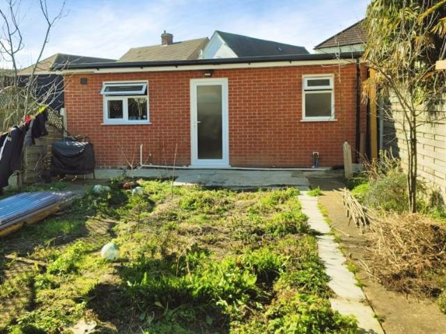Apartment at South End Road, Greater London