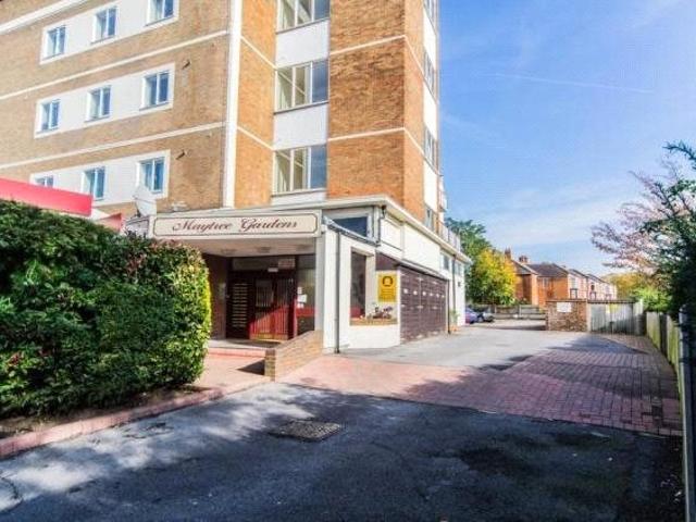 Apartment at South Ealing Road, Greater London