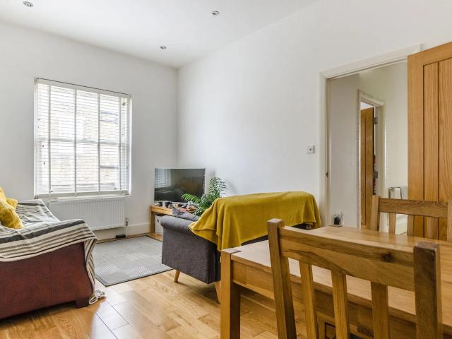 Apartment at South Lambeth Road, Greater London