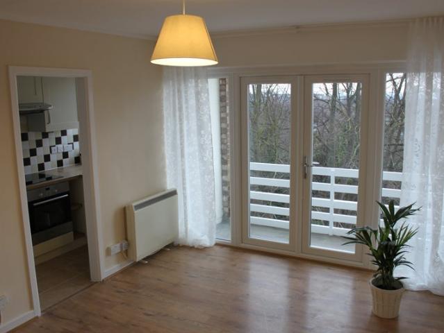Apartment at South Norwood Hill, Greater London