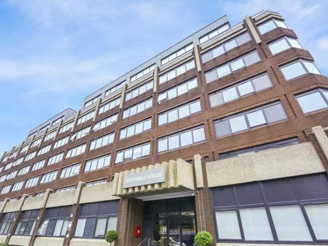 Apartment at South Street, Greater London