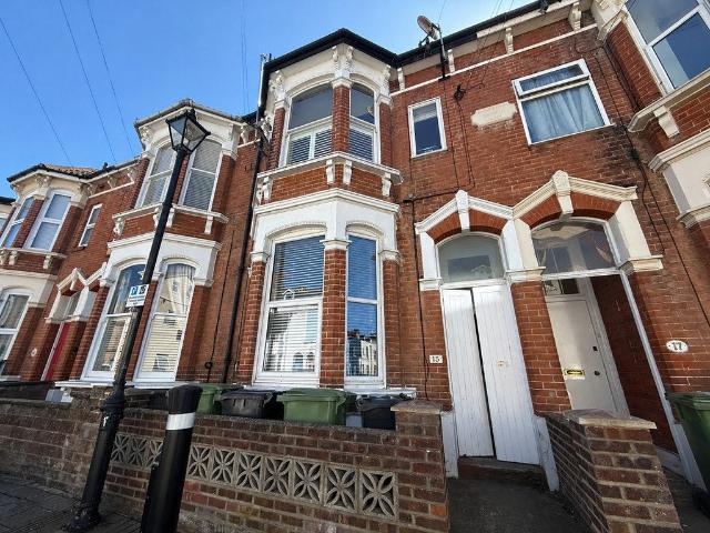 Apartment at South Parade, Portsmouth