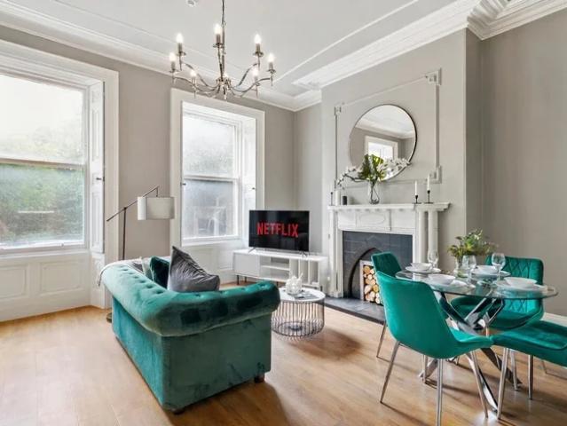 Apartment at South Parade, Wakefield