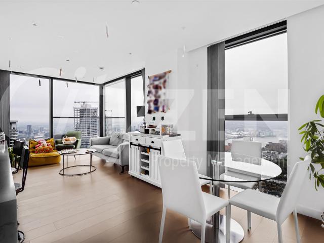Apartment at South Quay Square, Greater London