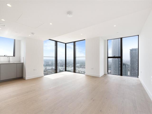 Apartment at South Quay Square, Greater London