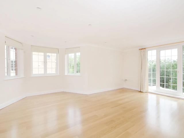 Apartment at South Road, Greater London