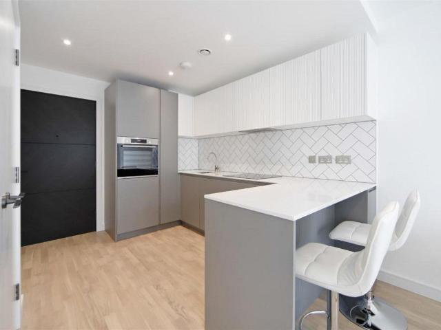 Apartment at South Road, Greater London