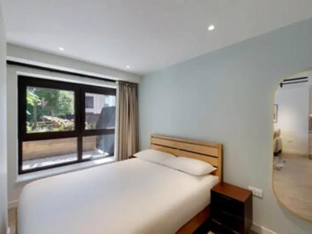 Apartment at South Way, Greater London