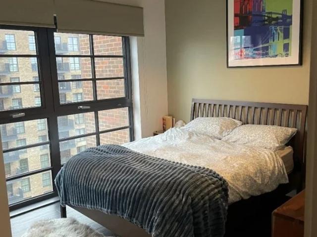 Apartment at South Way, Greater London
