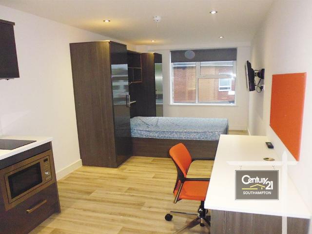 Apartment at Southampton Street, Southampton