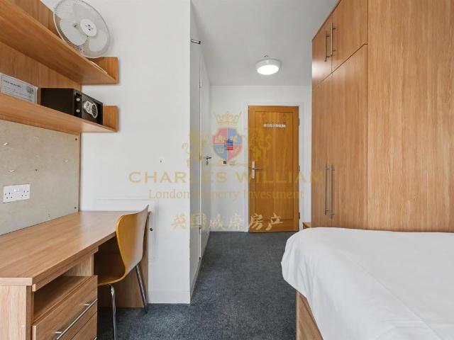 Apartment at Southampton Row, Greater London