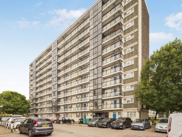 Apartment at Southampton Way, Greater London