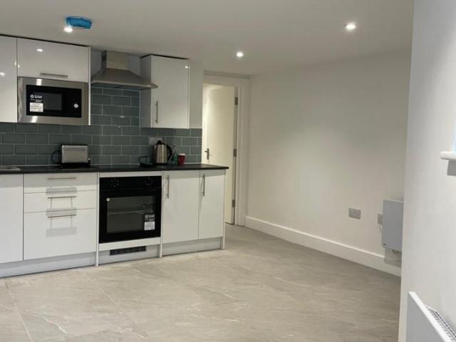 Apartment at Southchurch Avenue, Southend on Sea