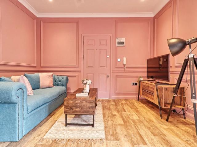 Apartment at Southchurch Road, Southend on Sea