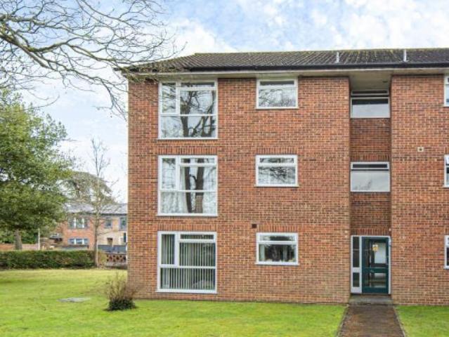 Apartment at Southcote Road, Reading