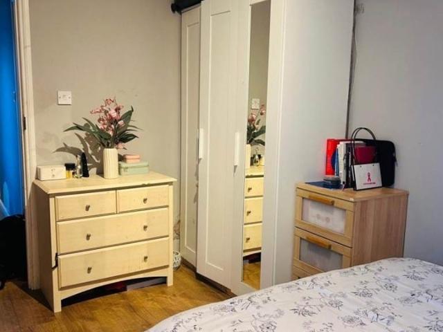 Apartment at Southend Arterial Road, Greater London