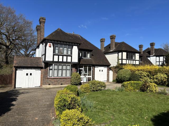 Apartment at Southend Road, London