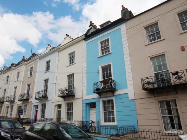 Apartment at Southleigh Road, Bristol