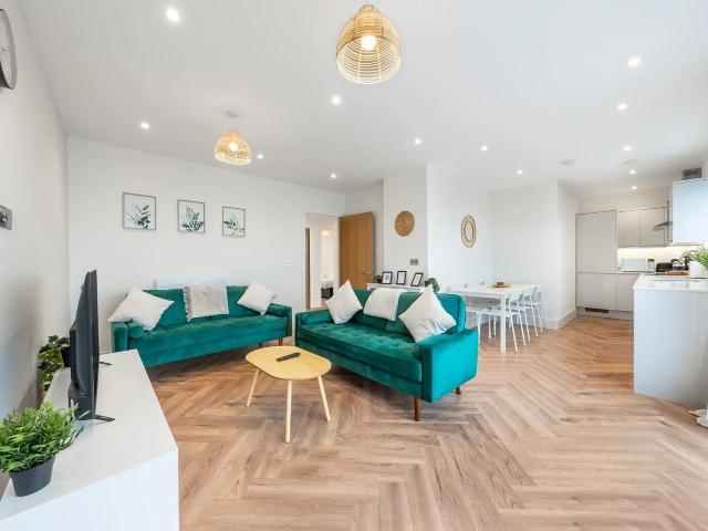 Apartment at Solomon's Hill, Three Rivers