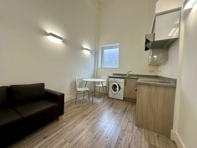 Apartment at Saw Mill Way, Greater London