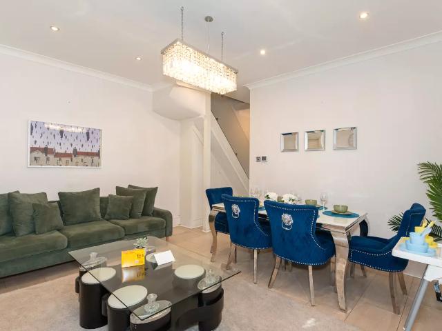 Apartment at Saxon Road, Greater London