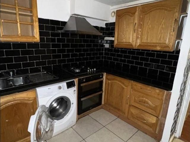 Apartment at Sadler Close, Greater London