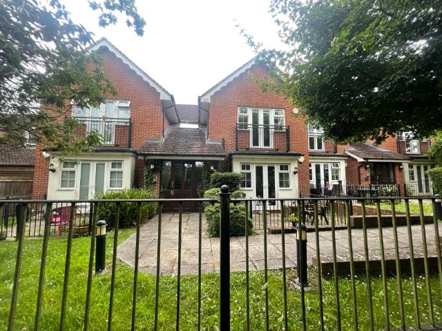 Apartment at Sadler's Court, Sindlesham