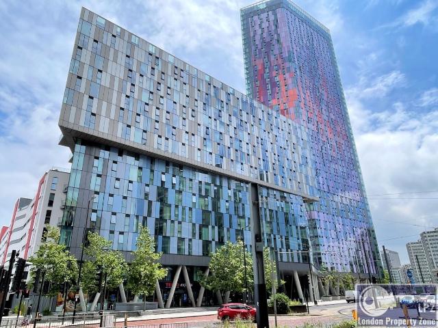Apartment at Saffron Square, Greater London