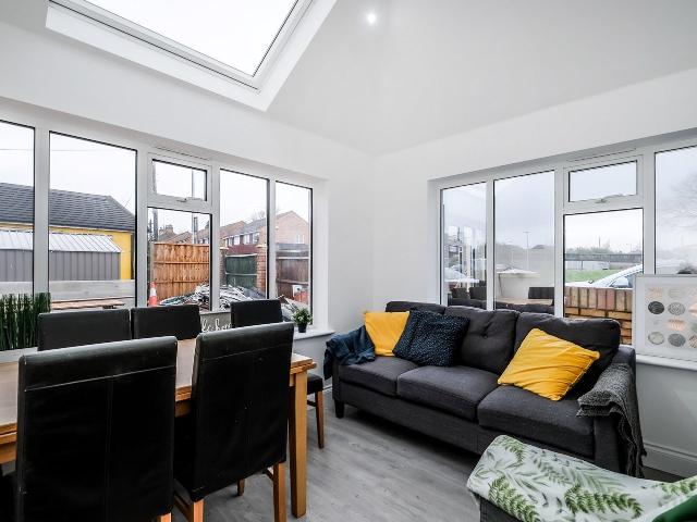 Apartment at Saint Barnabas Road, Greater London