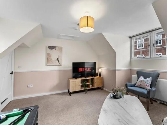 Apartment at Saint George's Street, Winchester