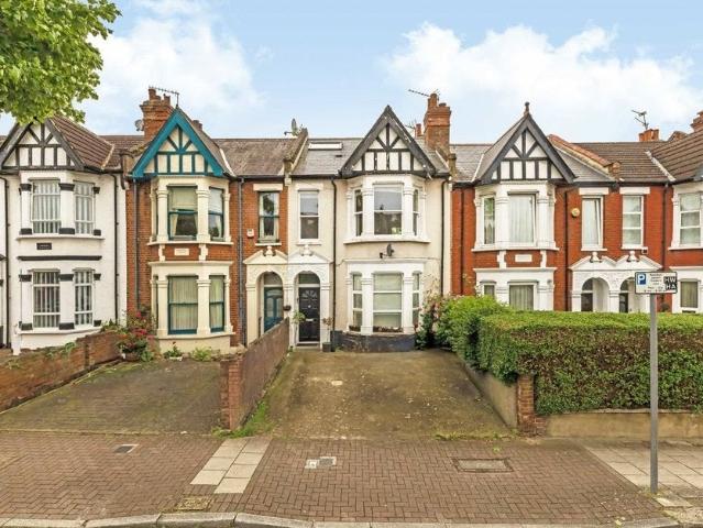 Apartment at Saint John's Avenue, Greater London