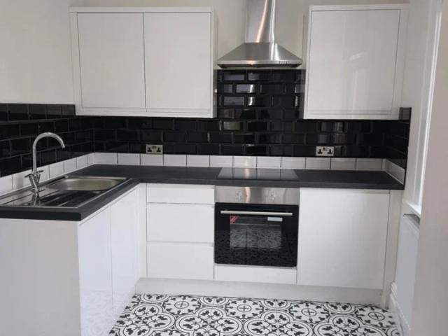 Apartment at Saint Luke's Road, Crosby