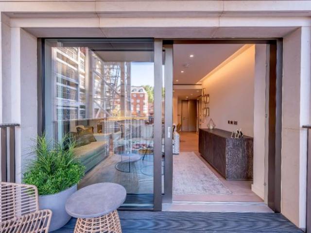 Apartment at Edgware Road, City of Westminster