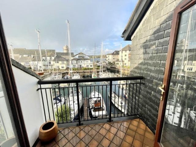 Apartment at Saint Smithwick Way, Falmouth