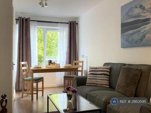Apartment at Saint Stephens Close, Bristol