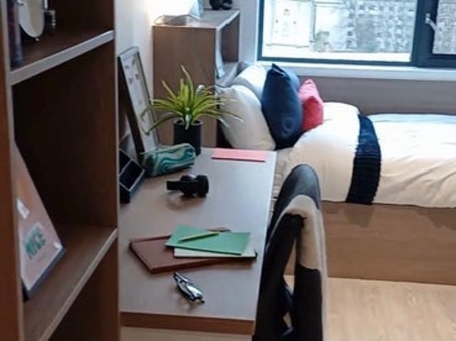 Apartment at Saint Thomas Street, Bristol