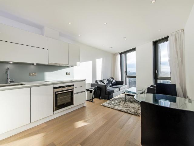 Apartment at Salamanca Place, Greater London