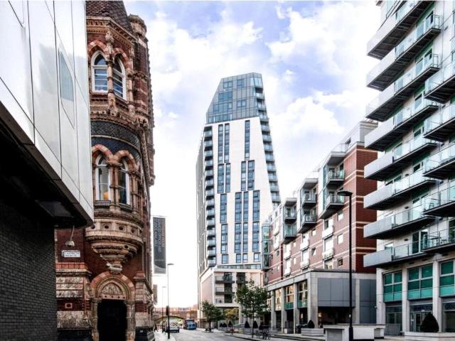 Apartment at Salamanca Place, Greater London