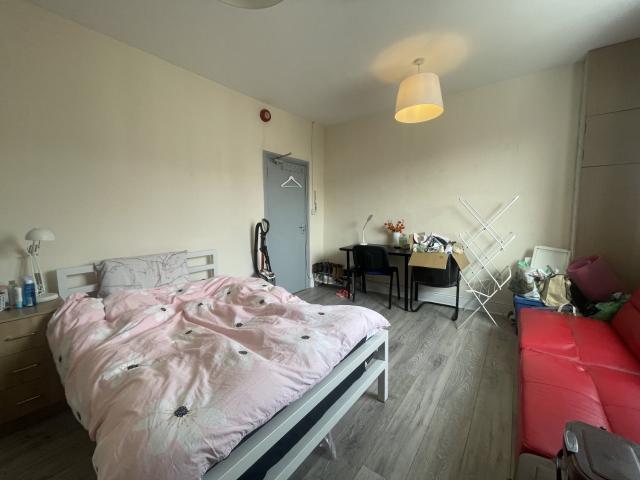 Apartment at Salisbury Road, Cardiff