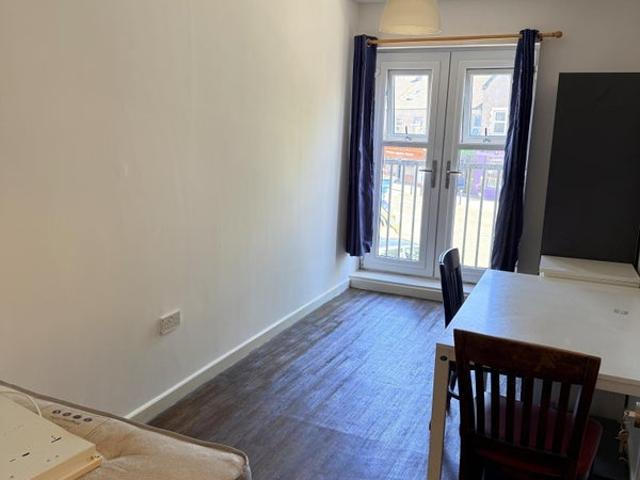 Apartment at Salisbury Road, Cardiff