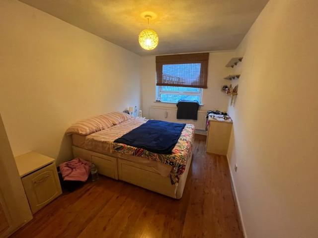 Apartment at Saltwell Street, Greater London