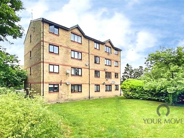 Apartment at Samuel Close, Greater London