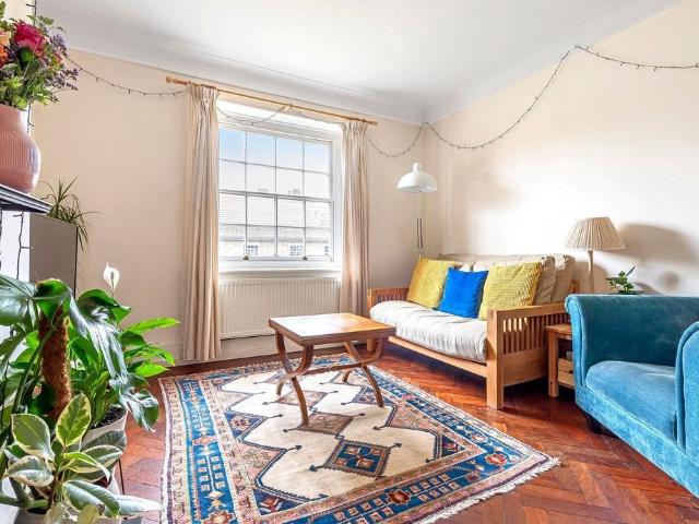 Apartment at Sancroft Street, Greater London