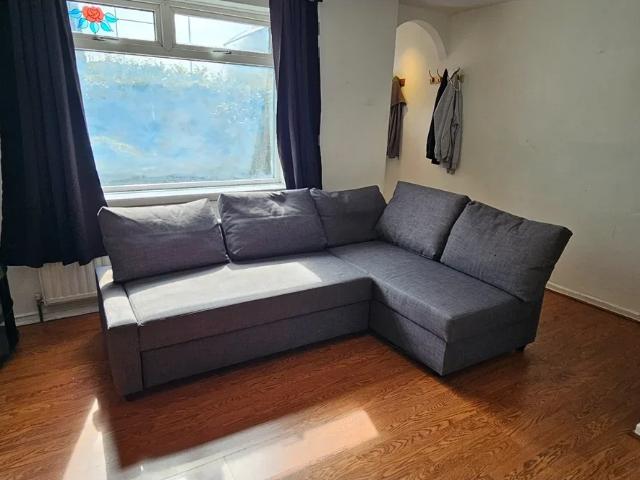 Apartment at Sangster Way, Bradford