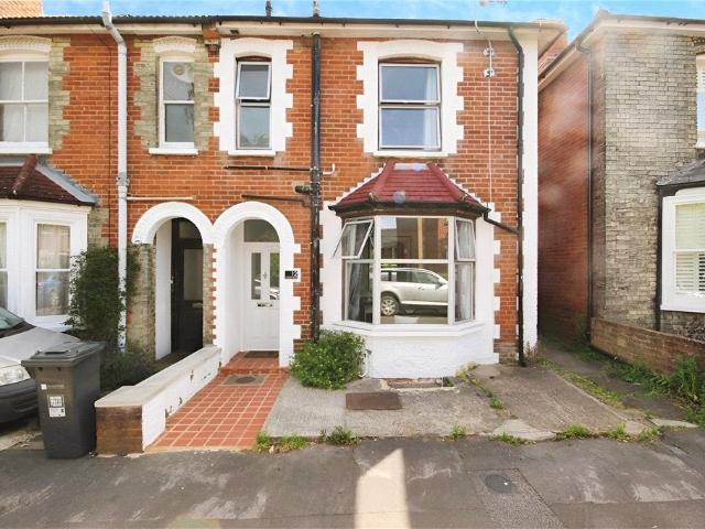 Apartment at Sandfield Terrace, Guildford