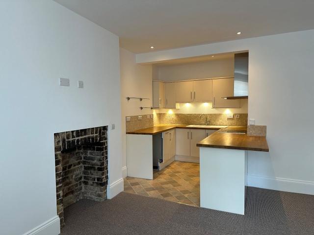 Apartment at Sandgate Road, Folkestone and Hythe District