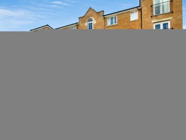 Apartment at Sandhill Close, Bradford