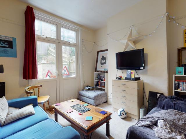 Apartment at Sandrock Road, Greater London