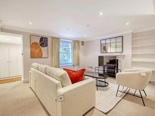 Apartment at Sandwich Street, Greater London