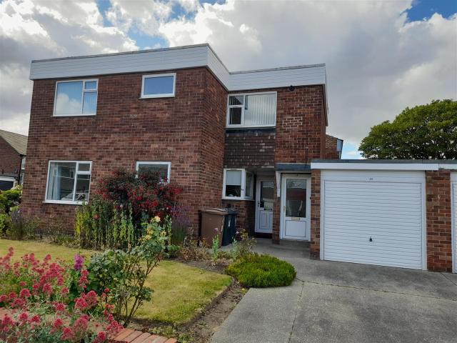Apartment at Sandwich Road, North Tyneside